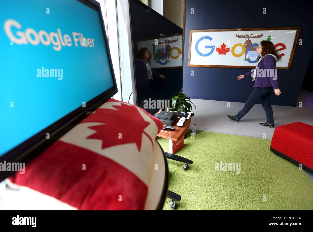 Google headquarters interior hi-res stock photography and images - Alamy