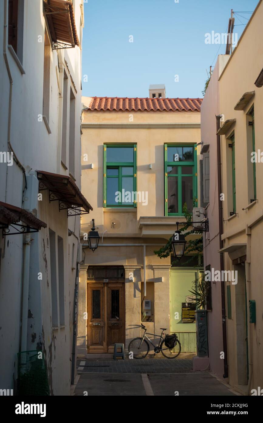 Street scene with bicycle, Rethymno, Crete, Greece Stock Photo - Alamy