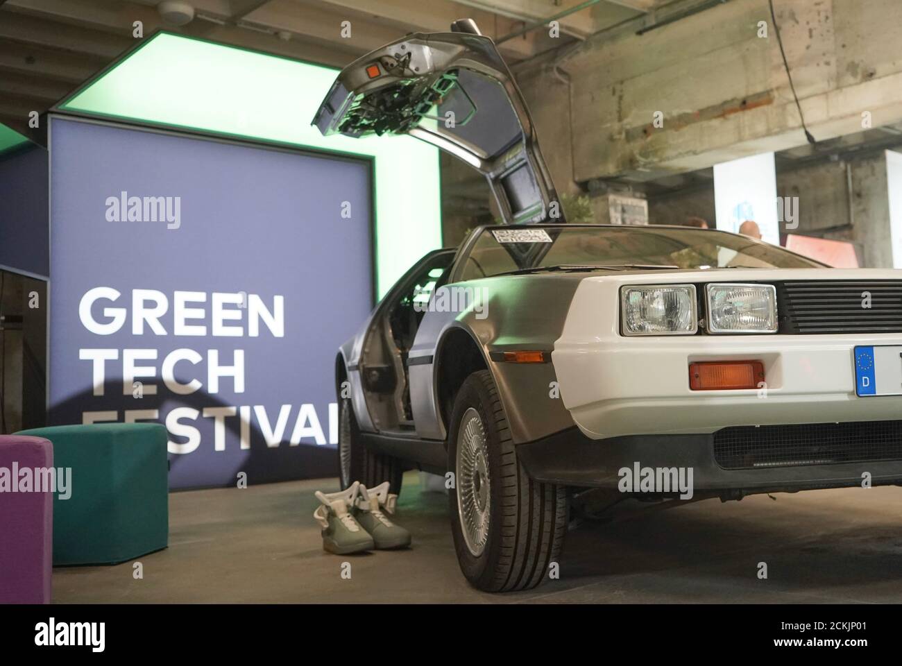 Green Delorean