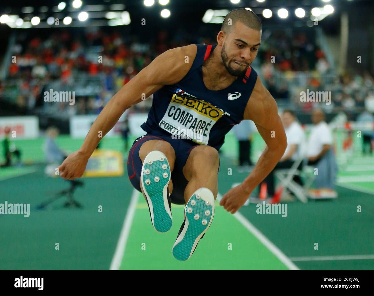 Athletics triple jump hi-res stock photography and images - Alamy