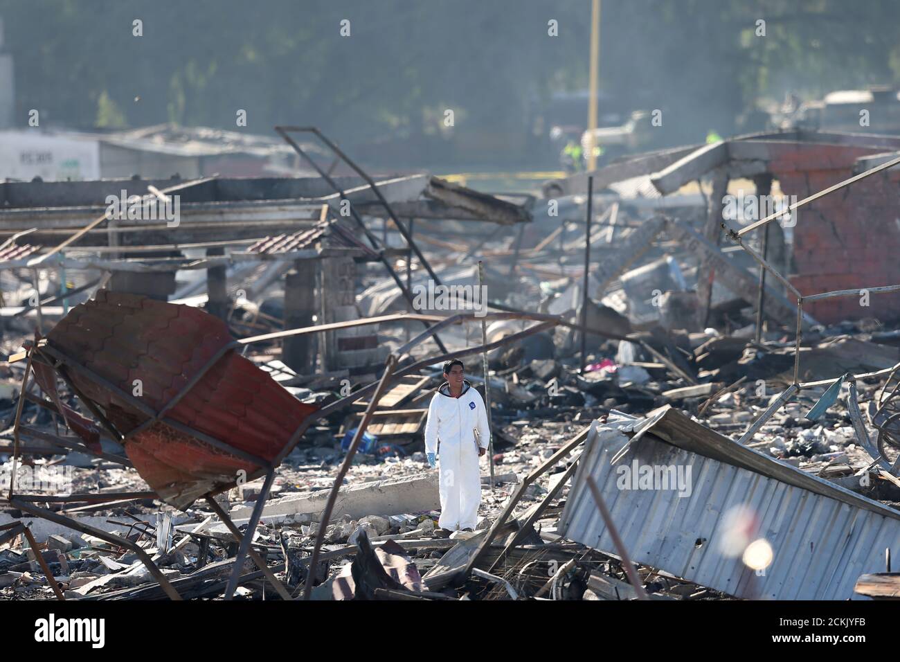 Mexican fireworks hi-res stock photography and images - Alamy