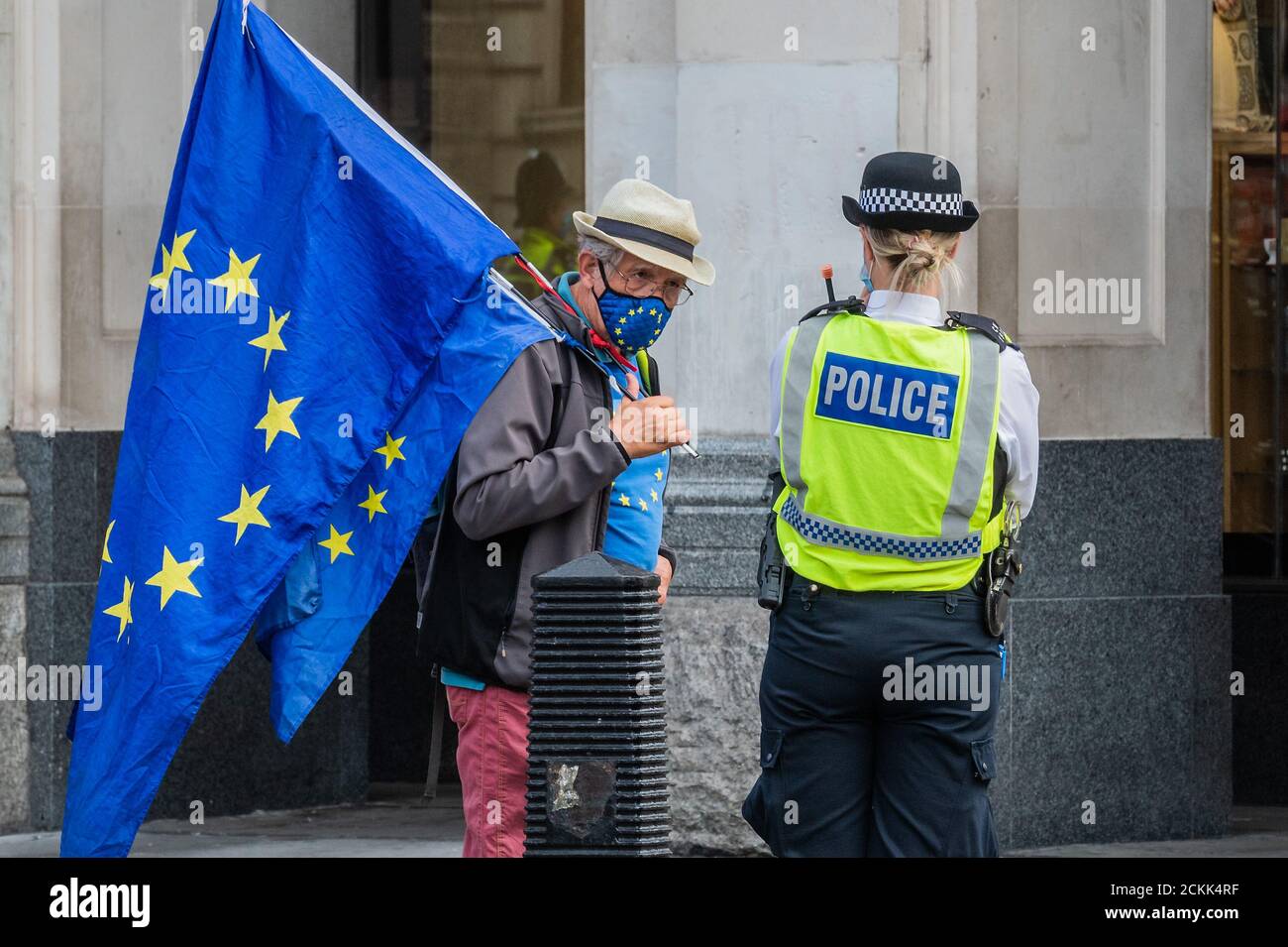 Hard border hi-res stock photography and images - Alamy