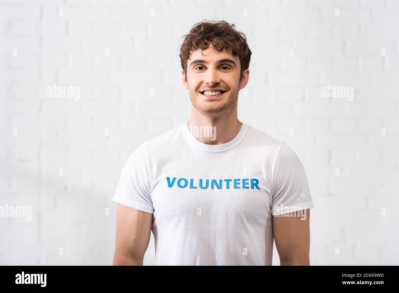 Voluntary center hi-res stock photography and images - Alamy