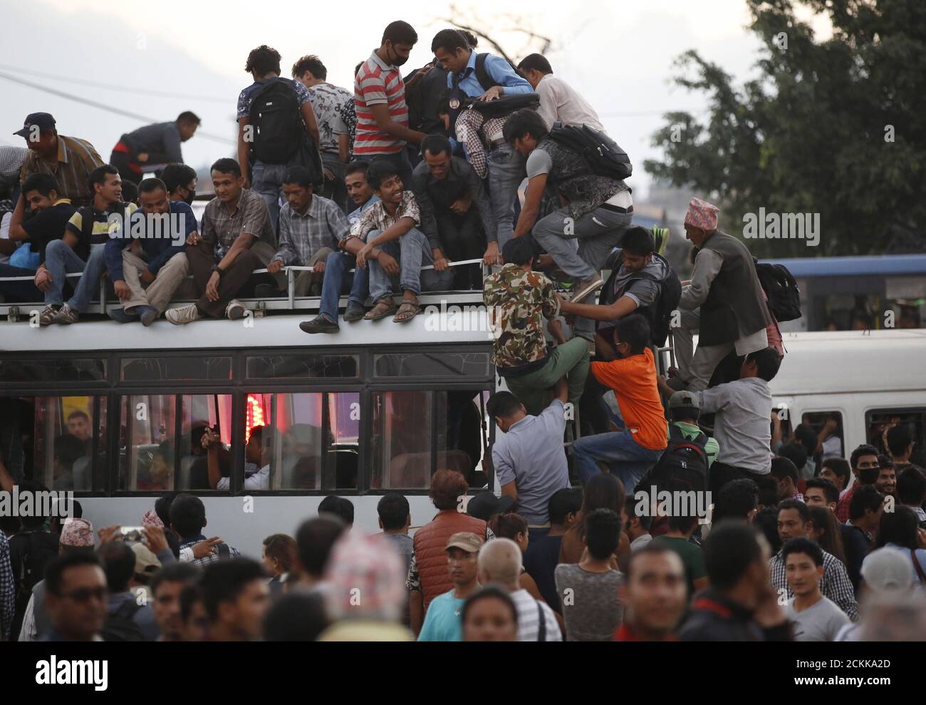 Overcrowded Bus India High Resolution Stock Photography and Images - Alamy