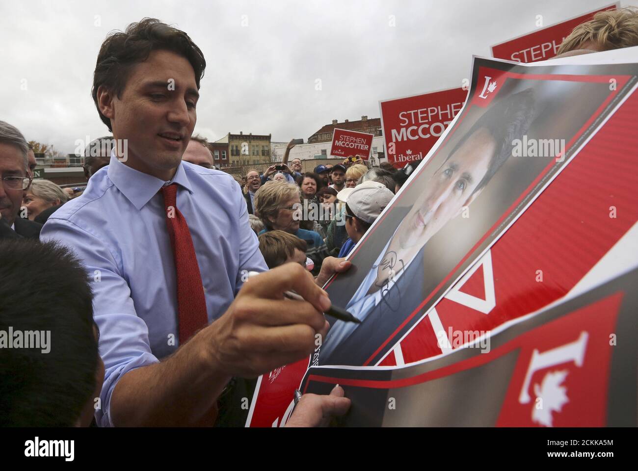 Trudeau campaign posters hi-res stock photography and images - Alamy