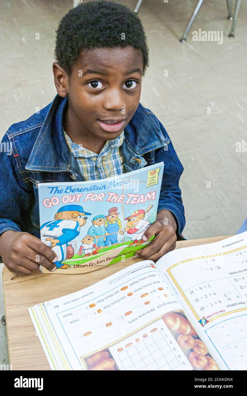 Lower Elementary School High Resolution Stock Photography and Images ...