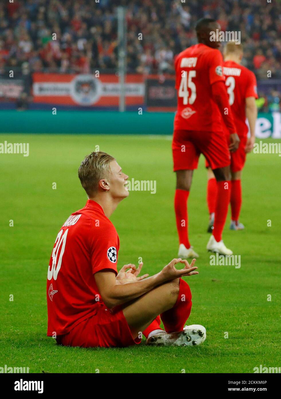 Erling haaland red bull hi-res stock photography and images - Alamy