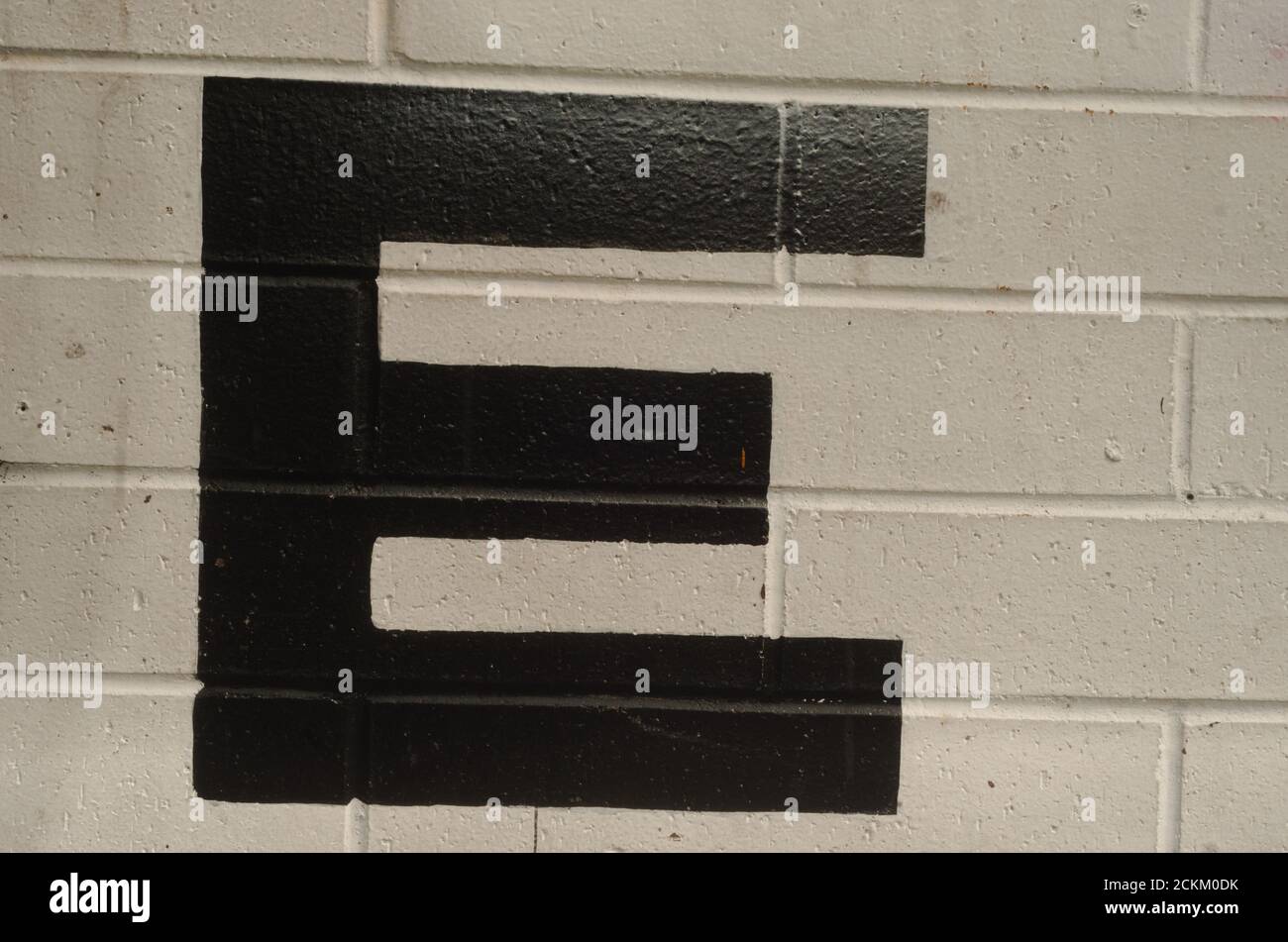 Wwhite hi-res stock photography and images - Alamy