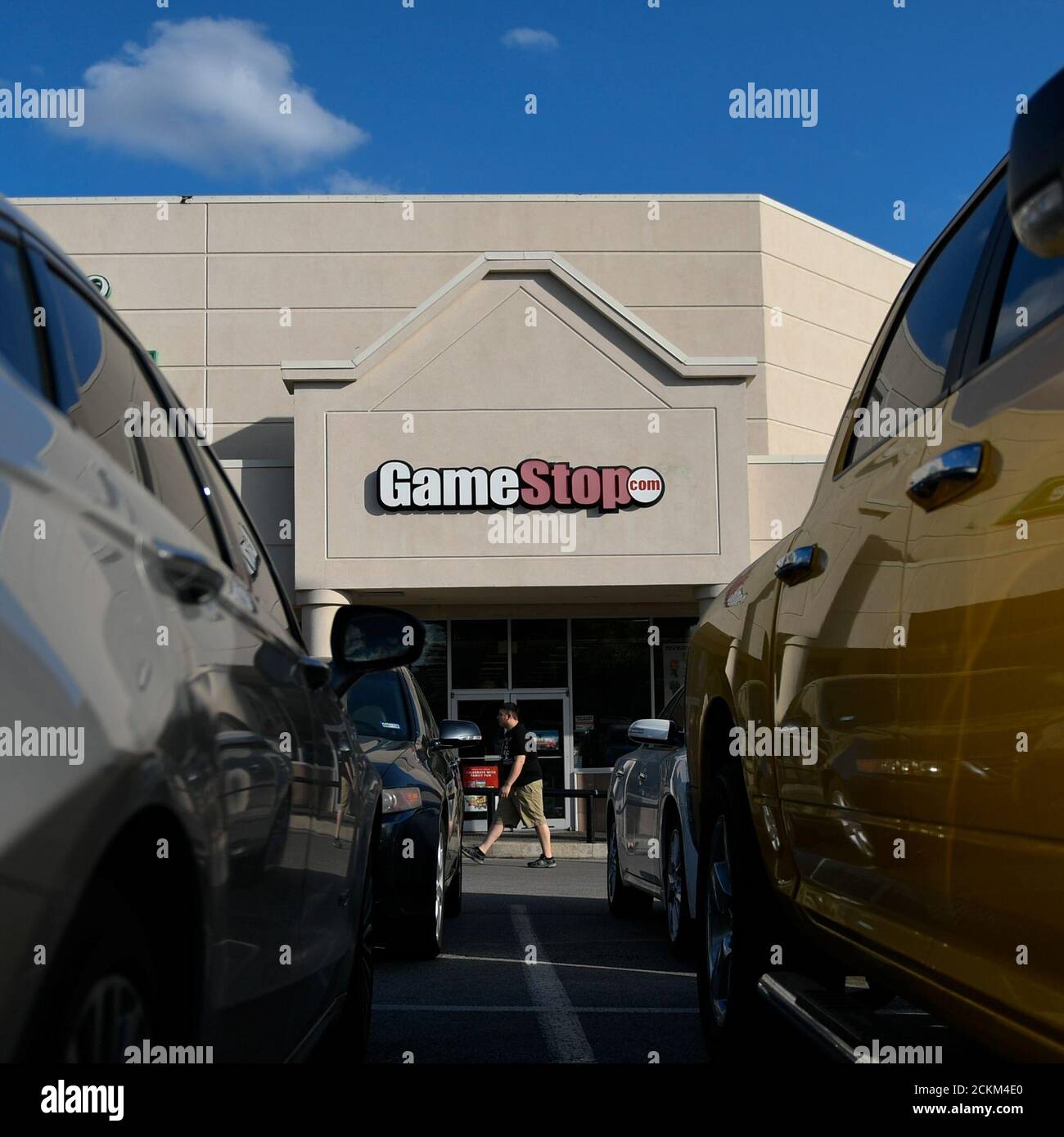 Gamestop store hi-res stock photography and images - Alamy