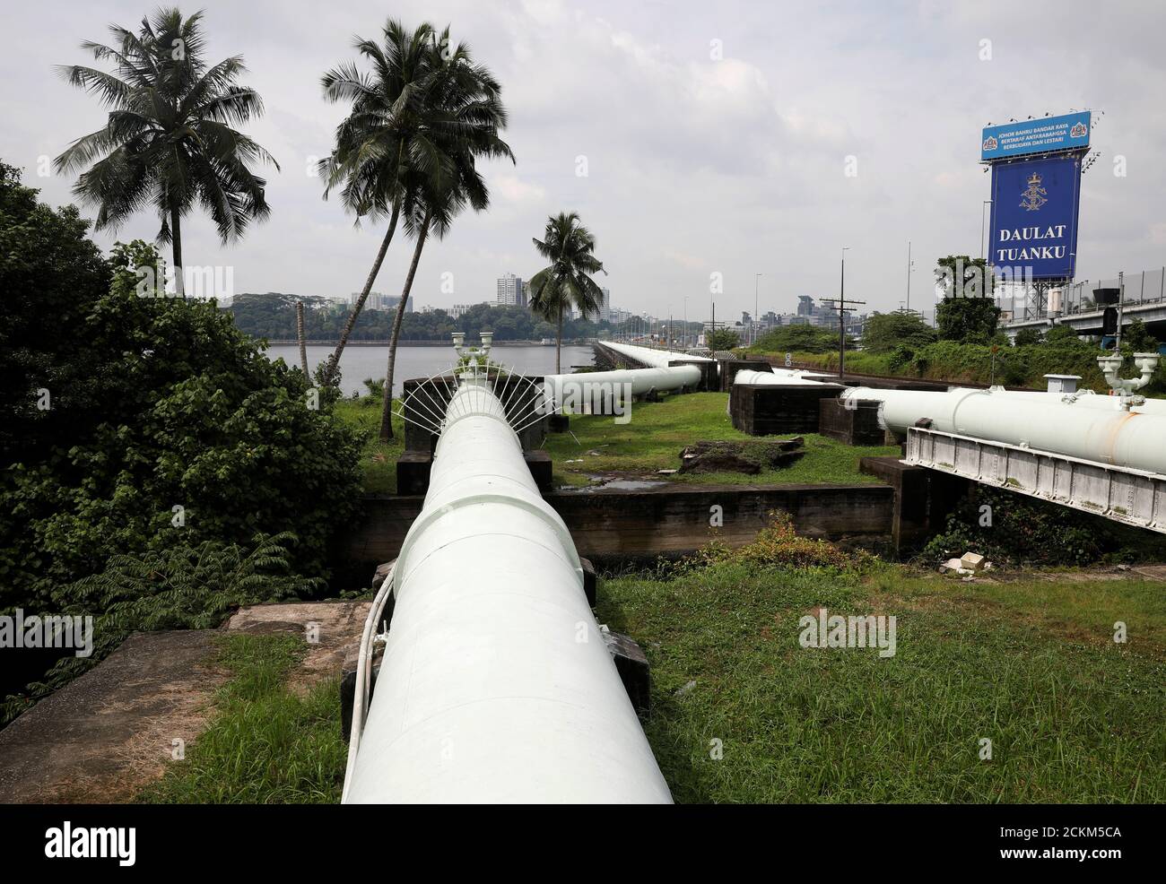Johor causeway hi-res stock photography and images - Alamy