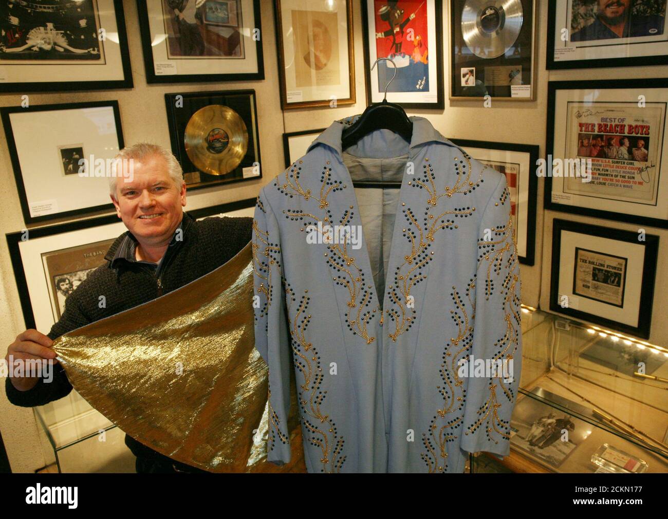 Elvis presley madison square garden hi-res stock photography and images ...