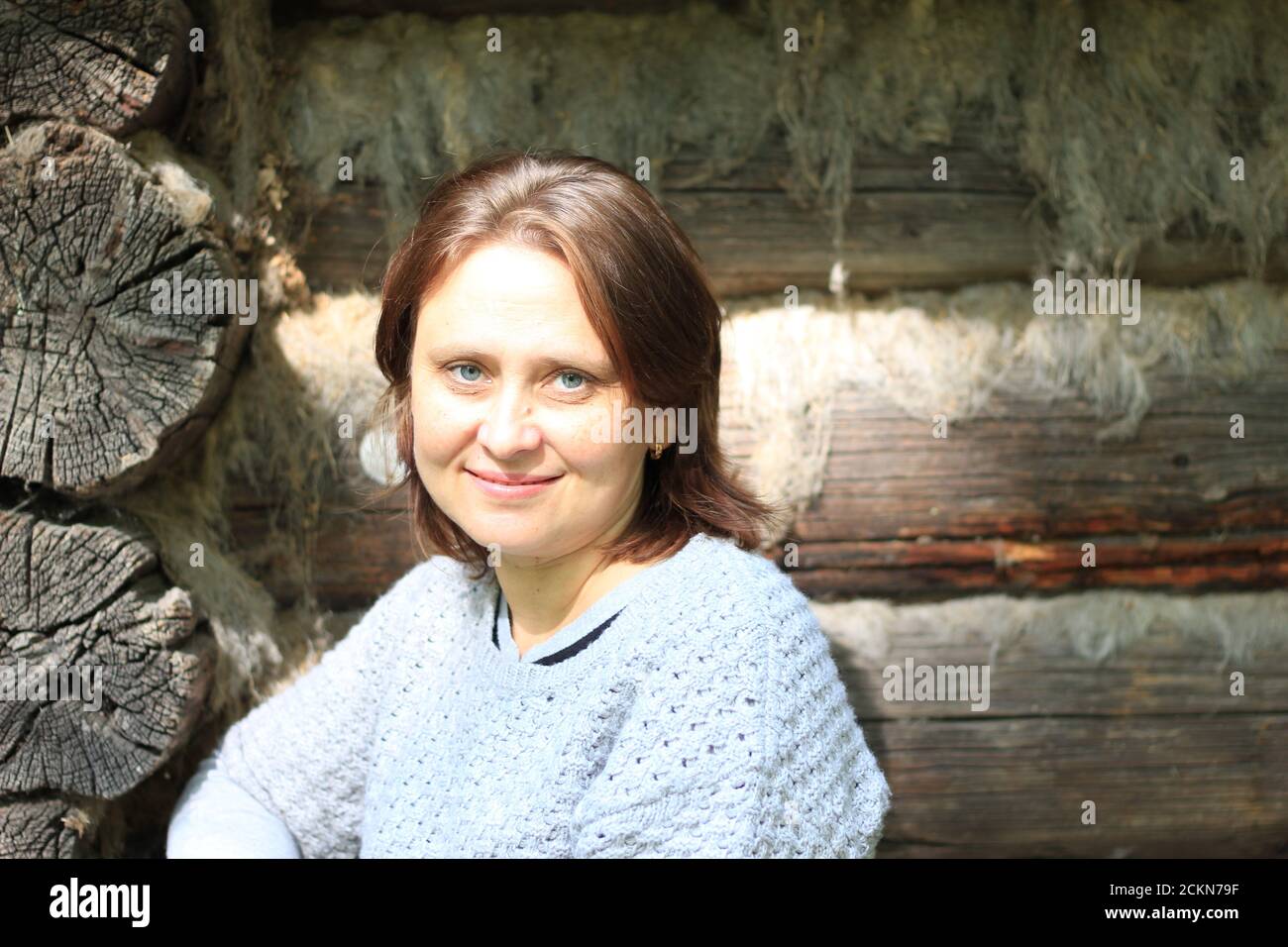Portrait wall background hi-res stock photography and images - Alamy