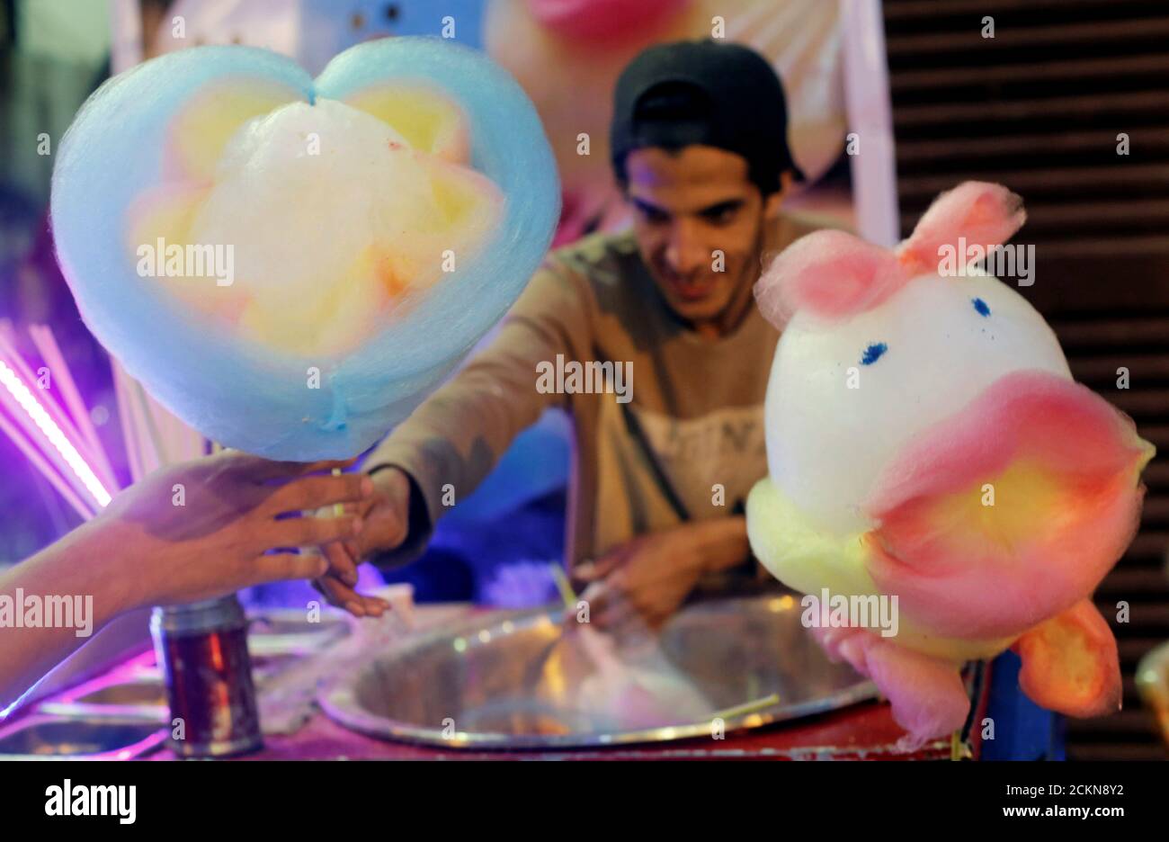 Egypt sweets vendor hi-res stock photography and images - Alamy