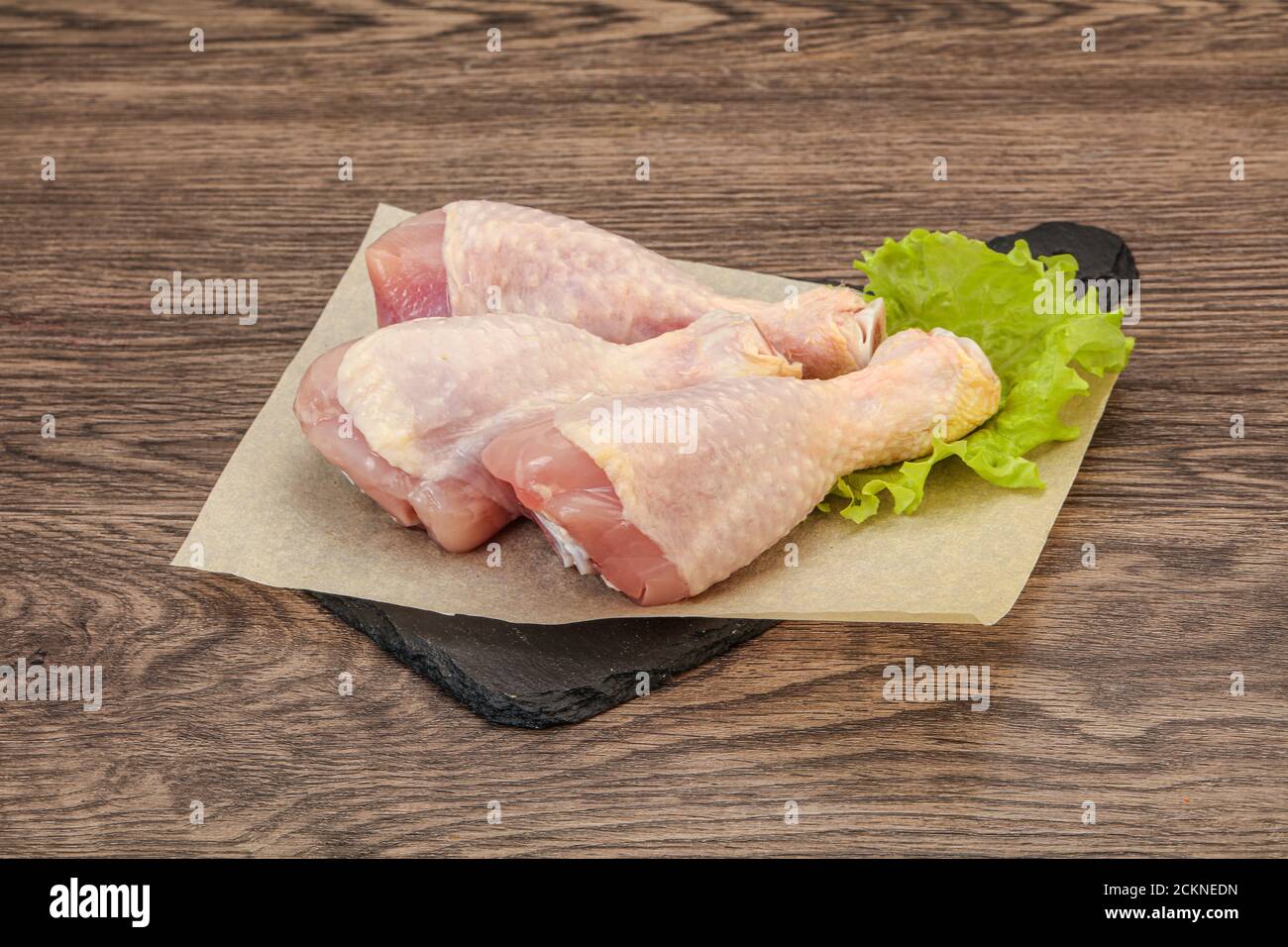 Raw chicken drumsticks ready for cooking Stock Photo - Alamy