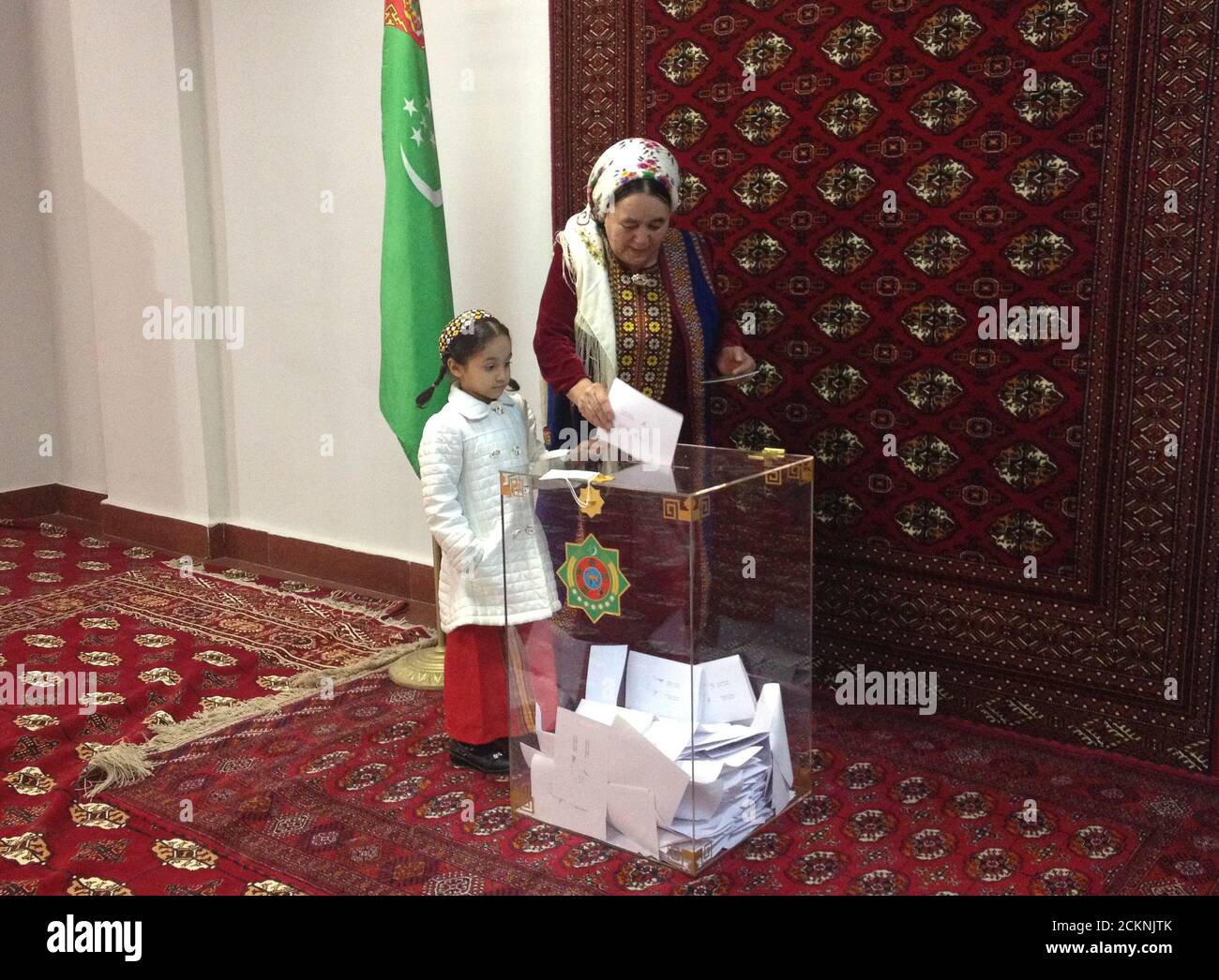 Turkmenistan girl hi-res stock photography and images - Alamy
