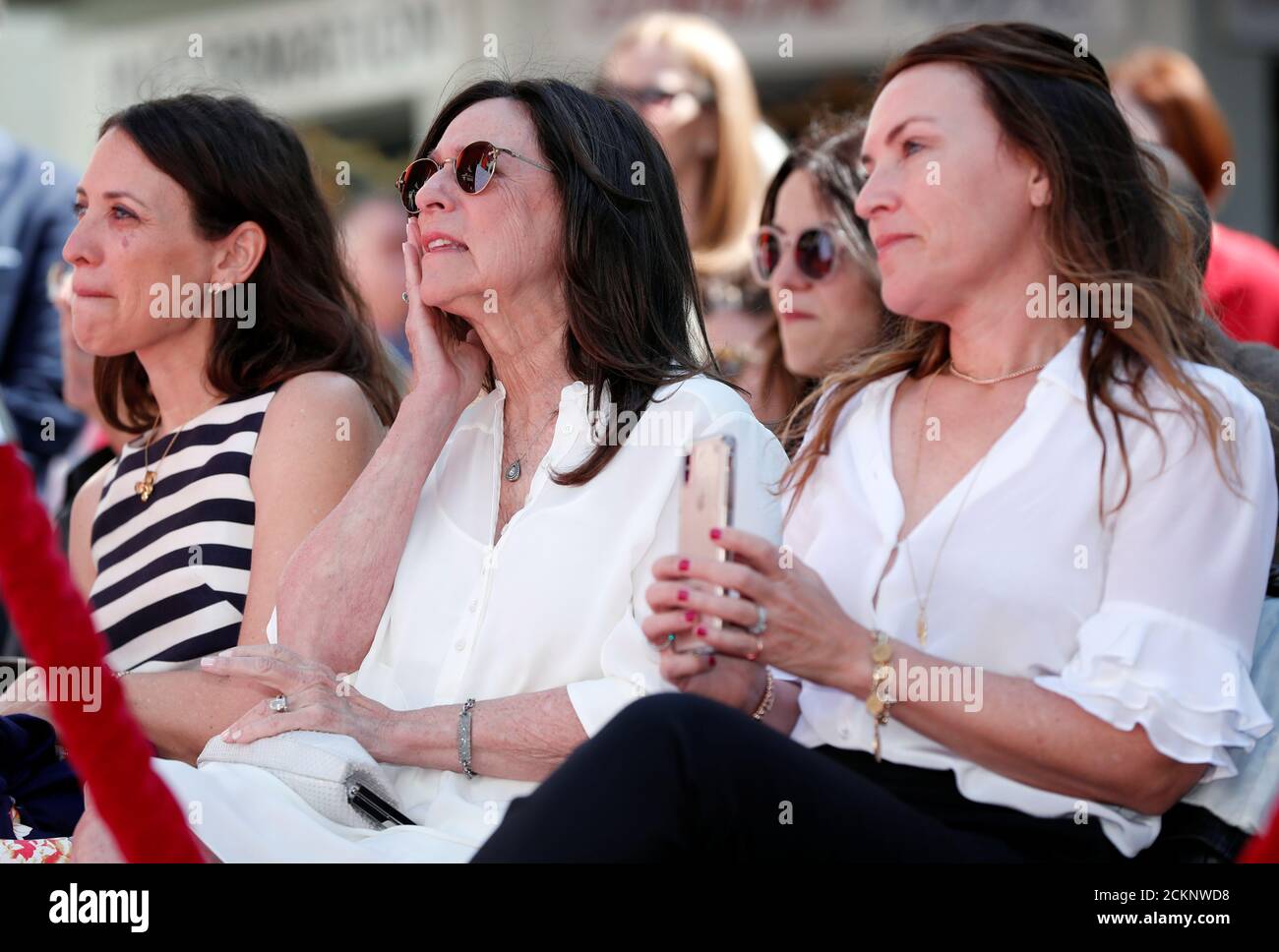 Actor billy crystal wife janice hi-res stock photography and images - Alamy