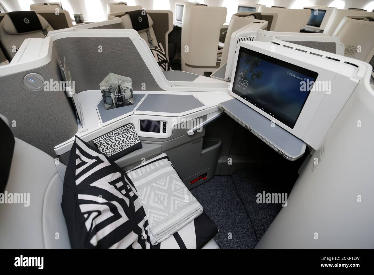 Fiji airways a350 hi-res stock photography and images - Alamy
