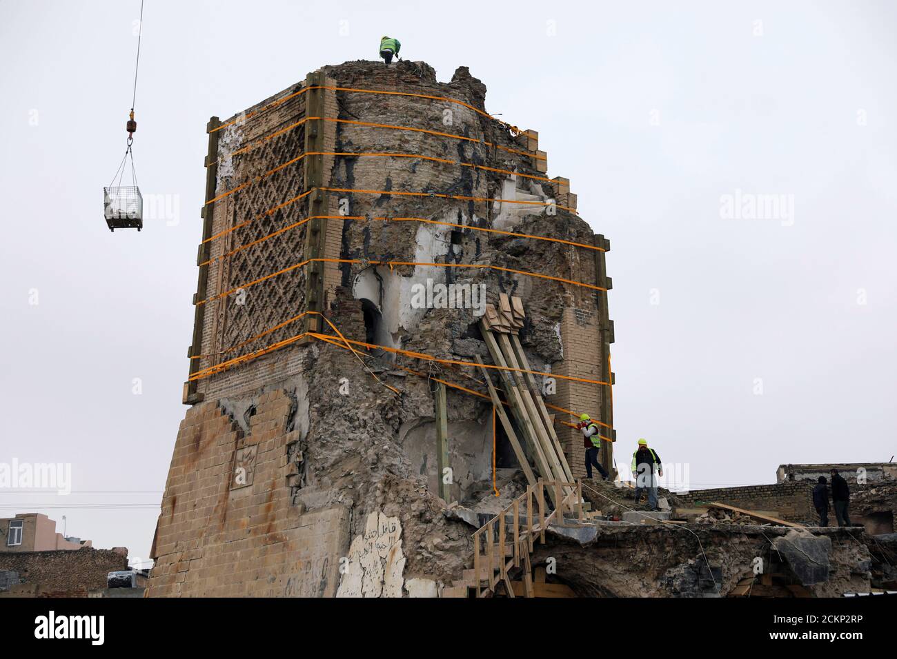 Al nuri grand mosque hi-res stock photography and images - Alamy
