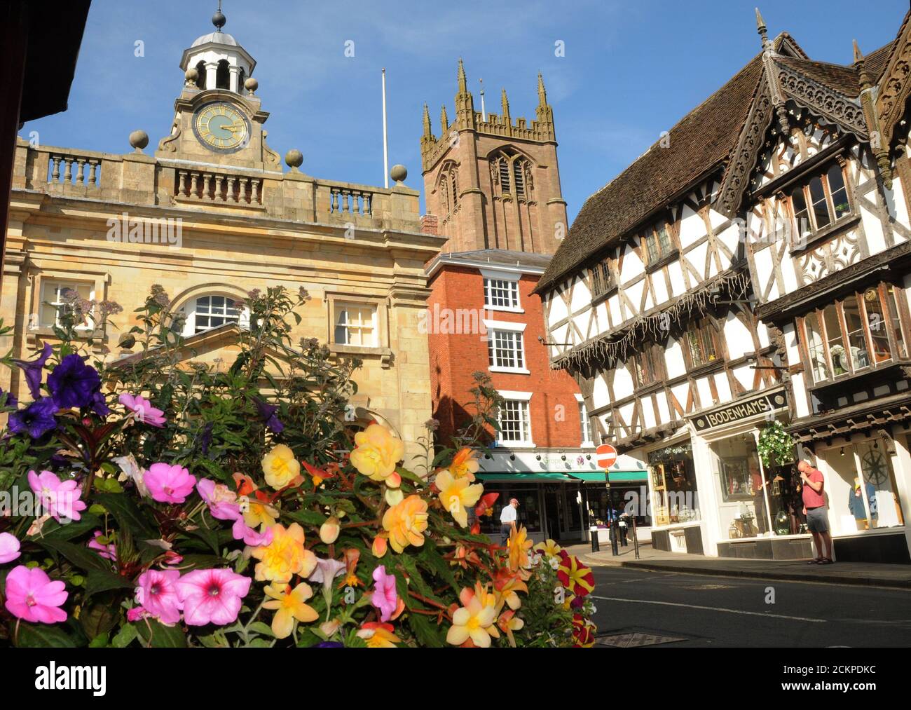 ST LAWRENCE'S CHURCH LUDLOW Stock Photo - Alamy