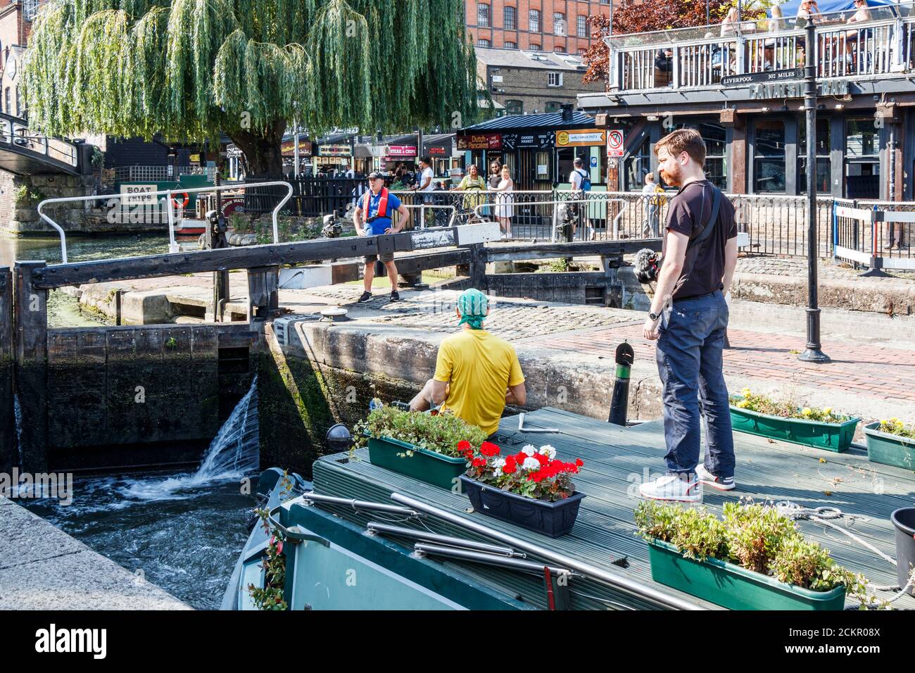 Volunteer lock keeper hi-res stock photography and images - Alamy