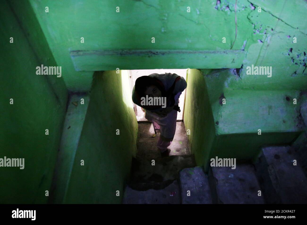 Underground bunker shelter build hi-res stock photography and images ...