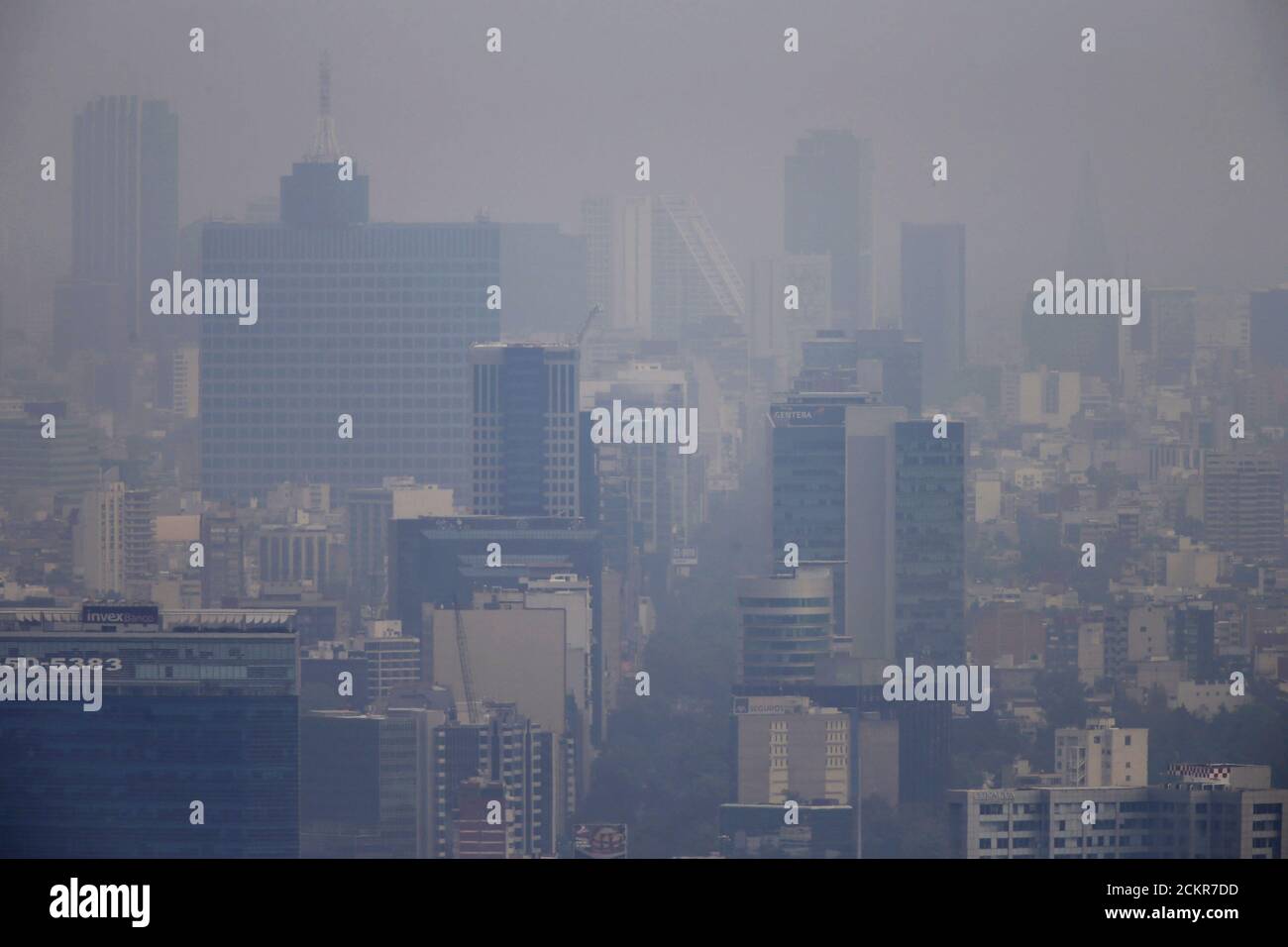 Air pollution mexico city High Resolution Stock Photography and Images ...