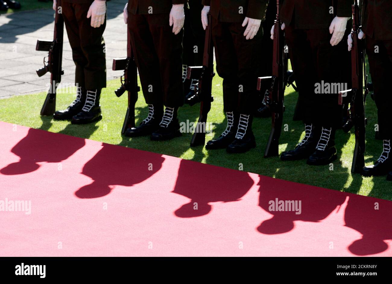 Honor guard military shadow hi-res stock photography and images - Alamy