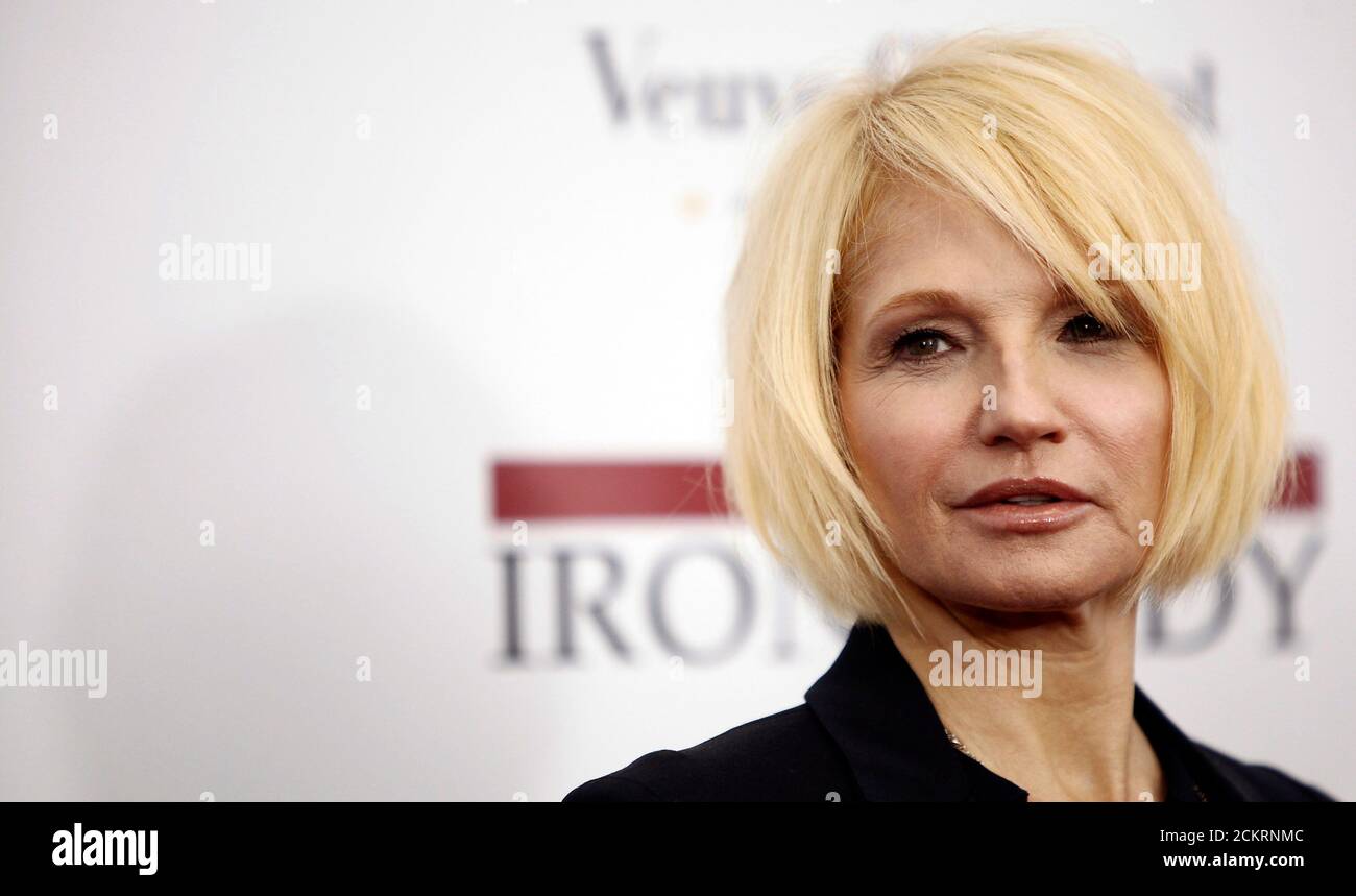 Actress ellen barkin hi-res stock photography and images - Alamy