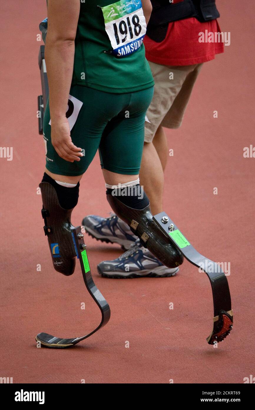 Known as the blade runner for his prosthetic legs hi-res stock ...
