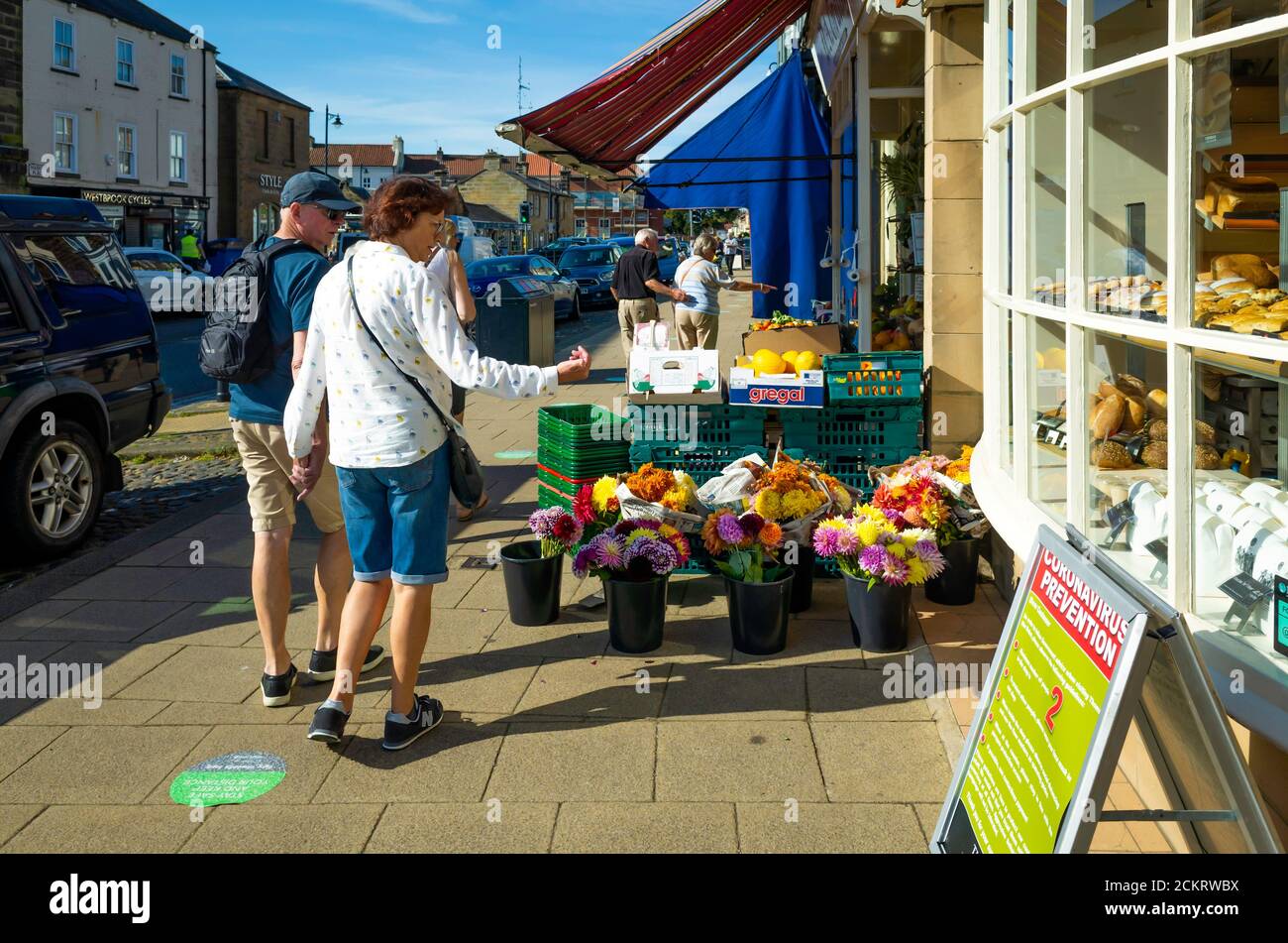 High street stokesley market town hi-res stock photography and images ...