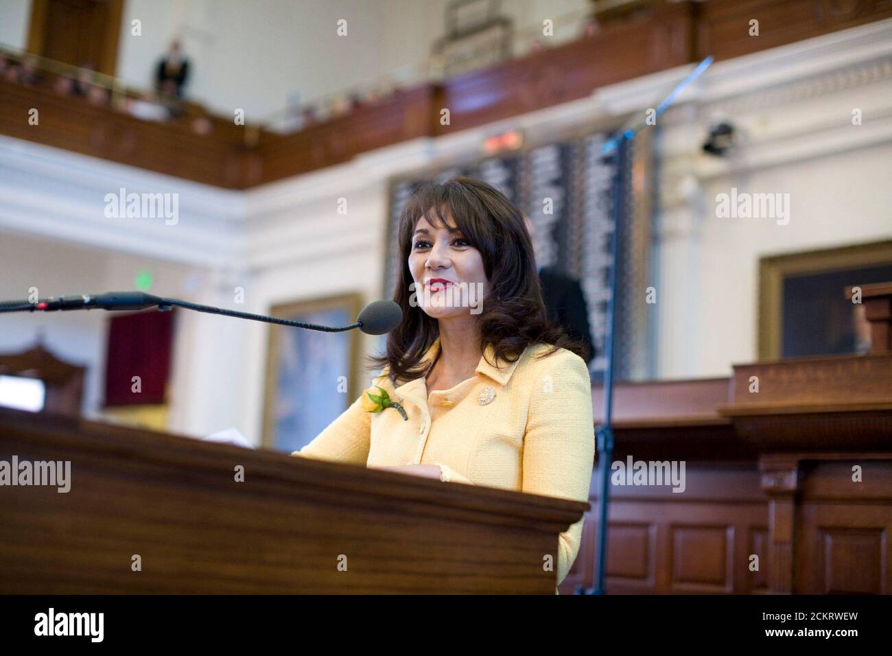 Female hispanic lawmaker hi-res stock photography and images - Alamy