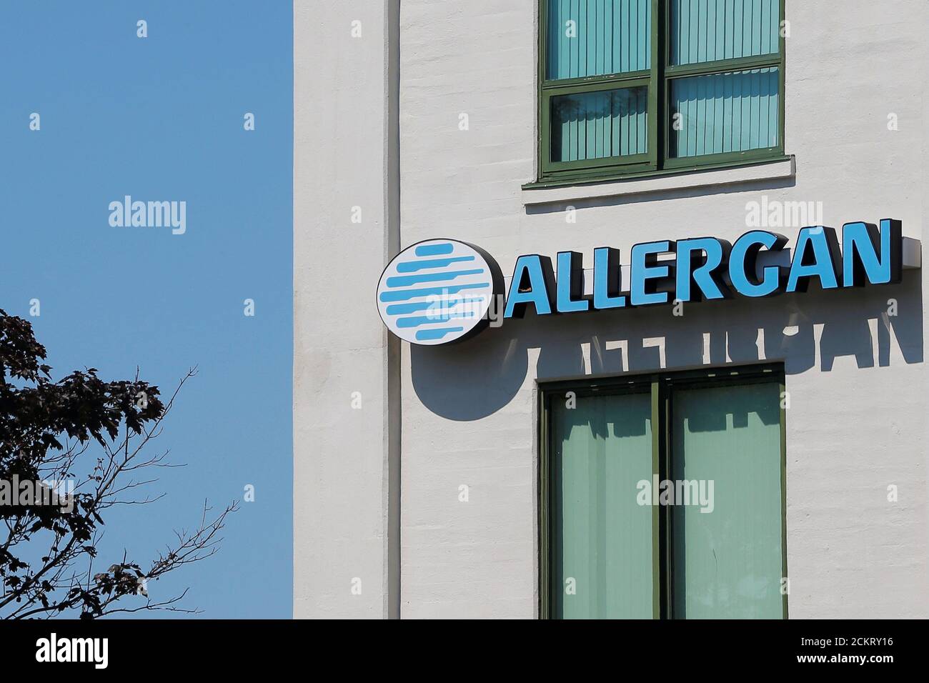 Allergan logo hi-res stock photography and images - Alamy