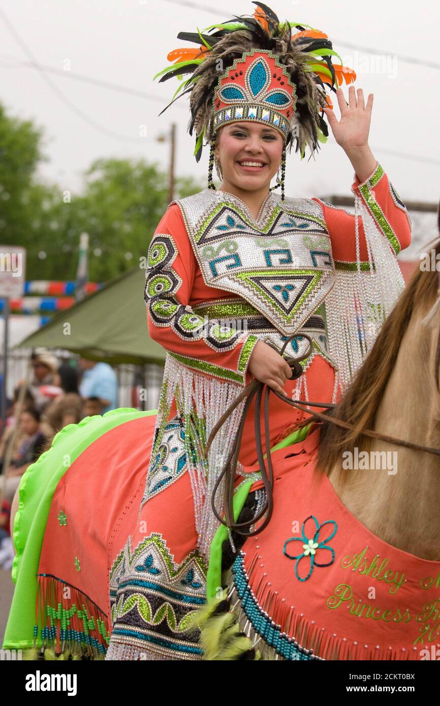 Aztec border hi-res stock photography and images - Alamy