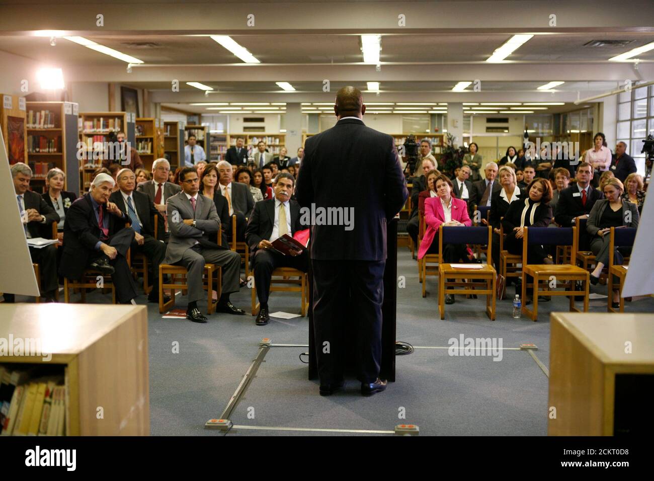 School principal speaking hi-res stock photography and images - Alamy