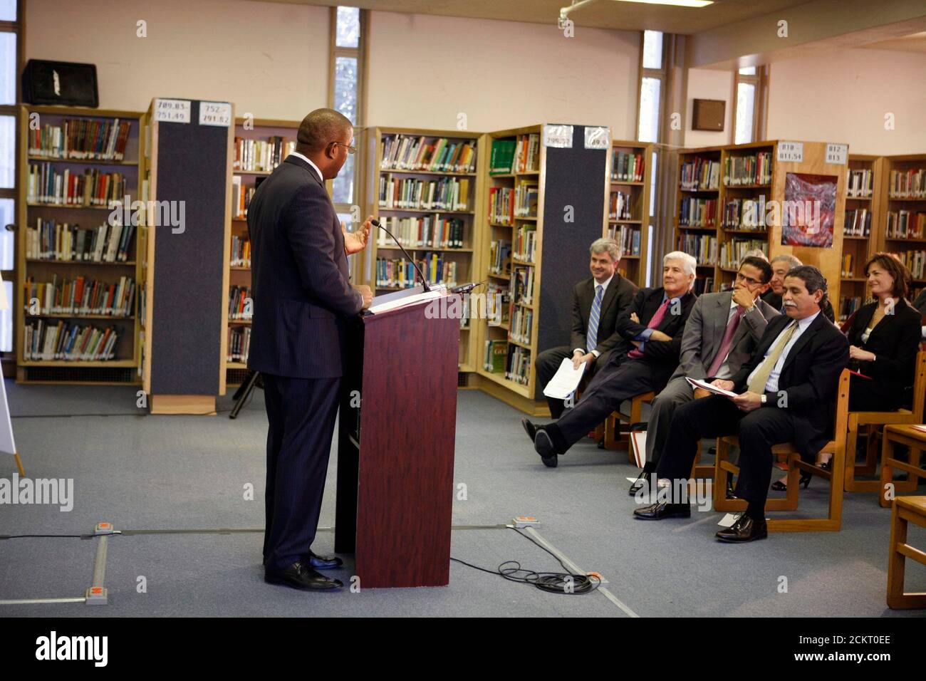 School principal podium hi-res stock photography and images - Alamy