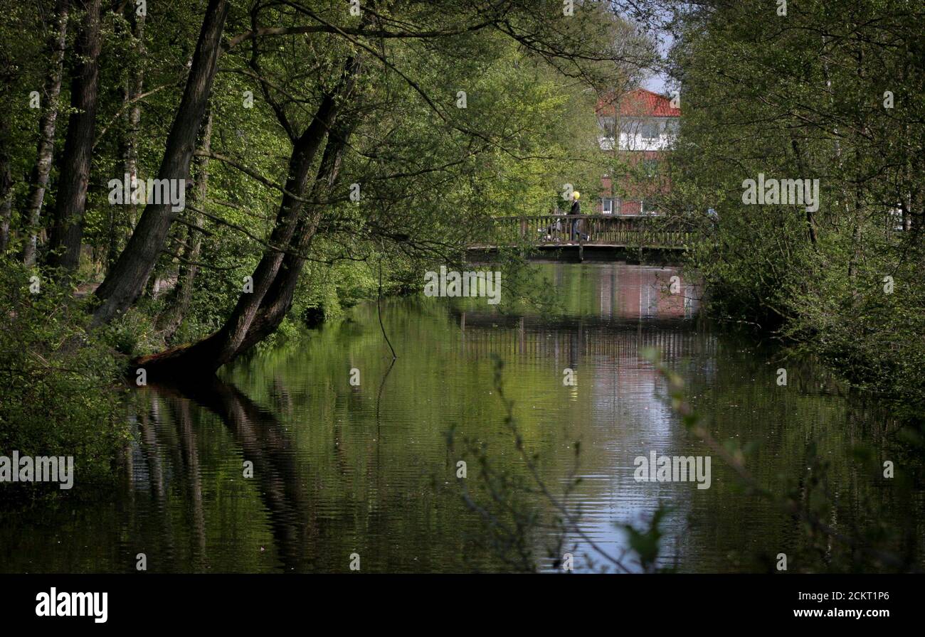 Bridge of thirty three hi-res stock photography and images - Alamy
