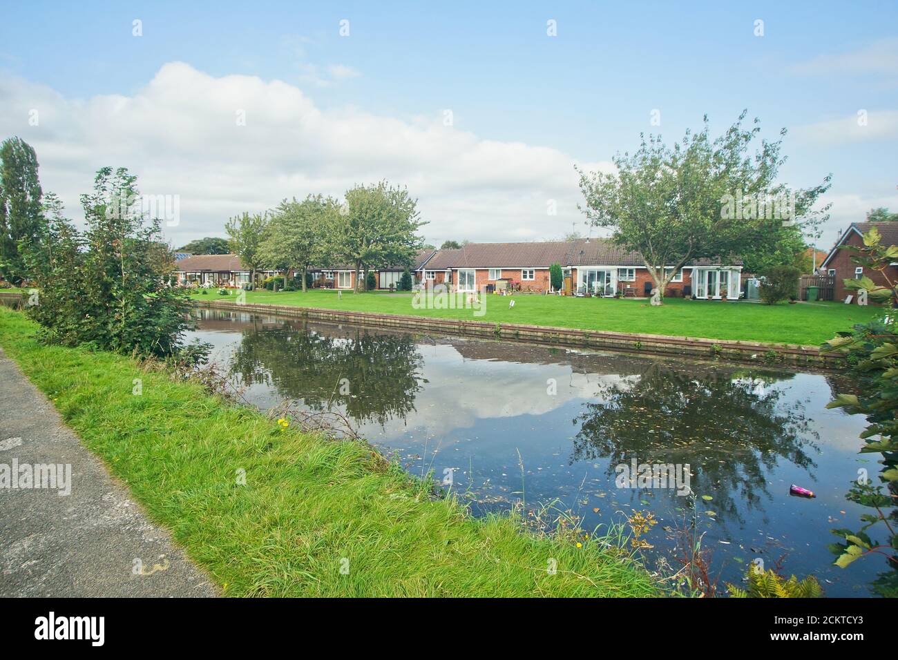 Leeds Liverpool Canal, Maghull Stock Photo - Alamy