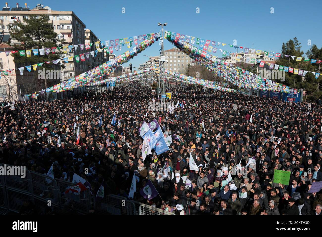 Jailed pro kurdish peoples democratic party hi-res stock photography ...