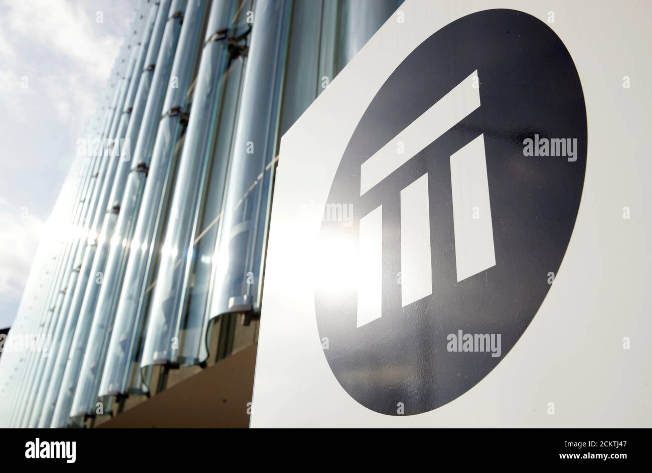 Zurich Insurance Logo High Resolution Stock Photography and Images - Alamy