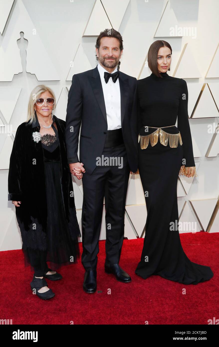 Bradley cooper and gloria campano hi-res stock photography and images ...