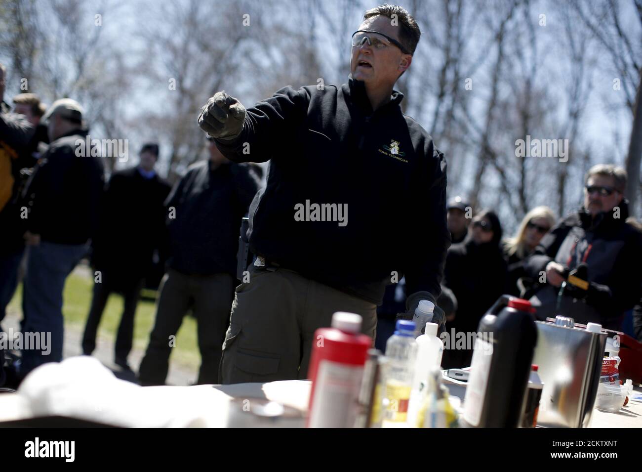 Fbi Bomb Technician High Resolution Stock Photography and Images - Alamy