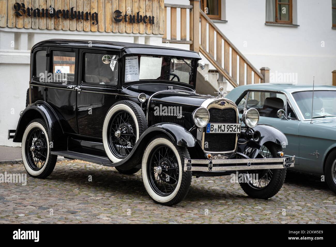 Ford model a town car hi-res stock photography and images - Alamy
