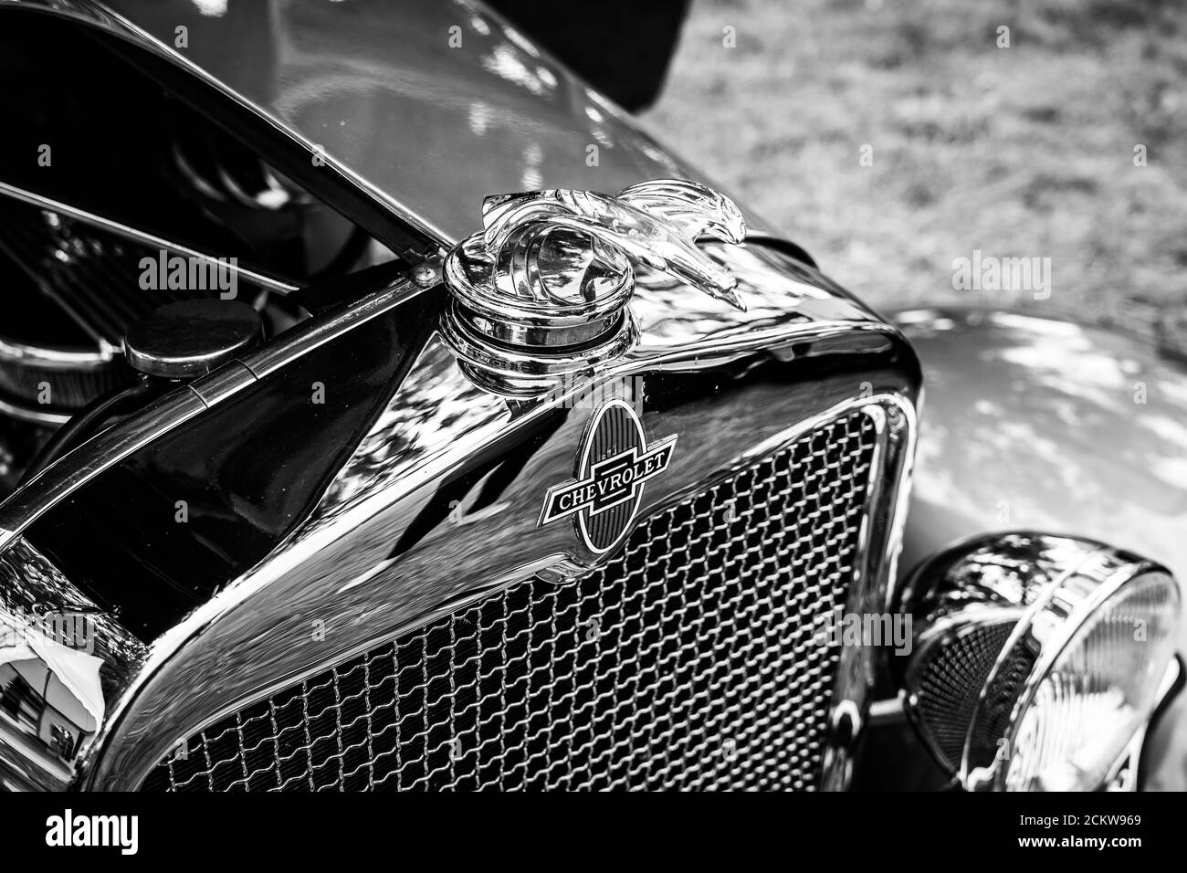 1930 car engine black and white hi-res stock photography and images - Alamy