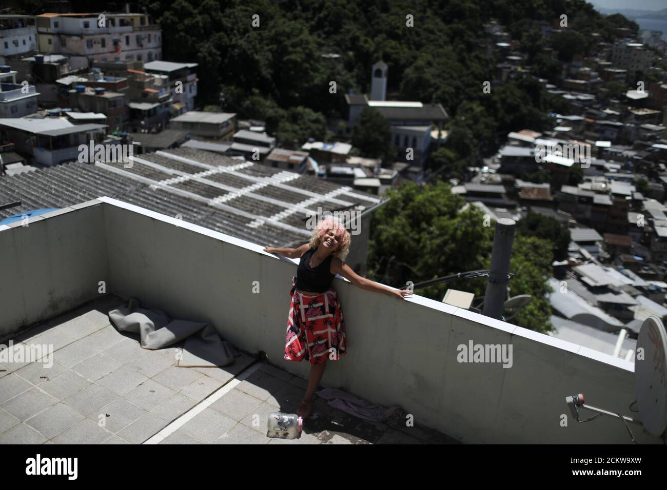 6 Day Old Moon High Resolution Stock Photography and Images - Alamy