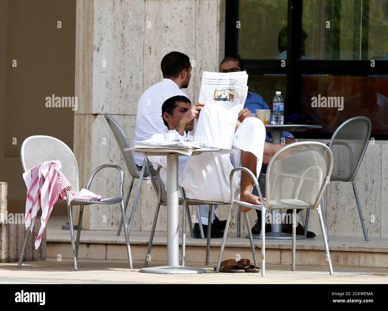 Saudi coffee shop hi-res stock photography and images - Alamy