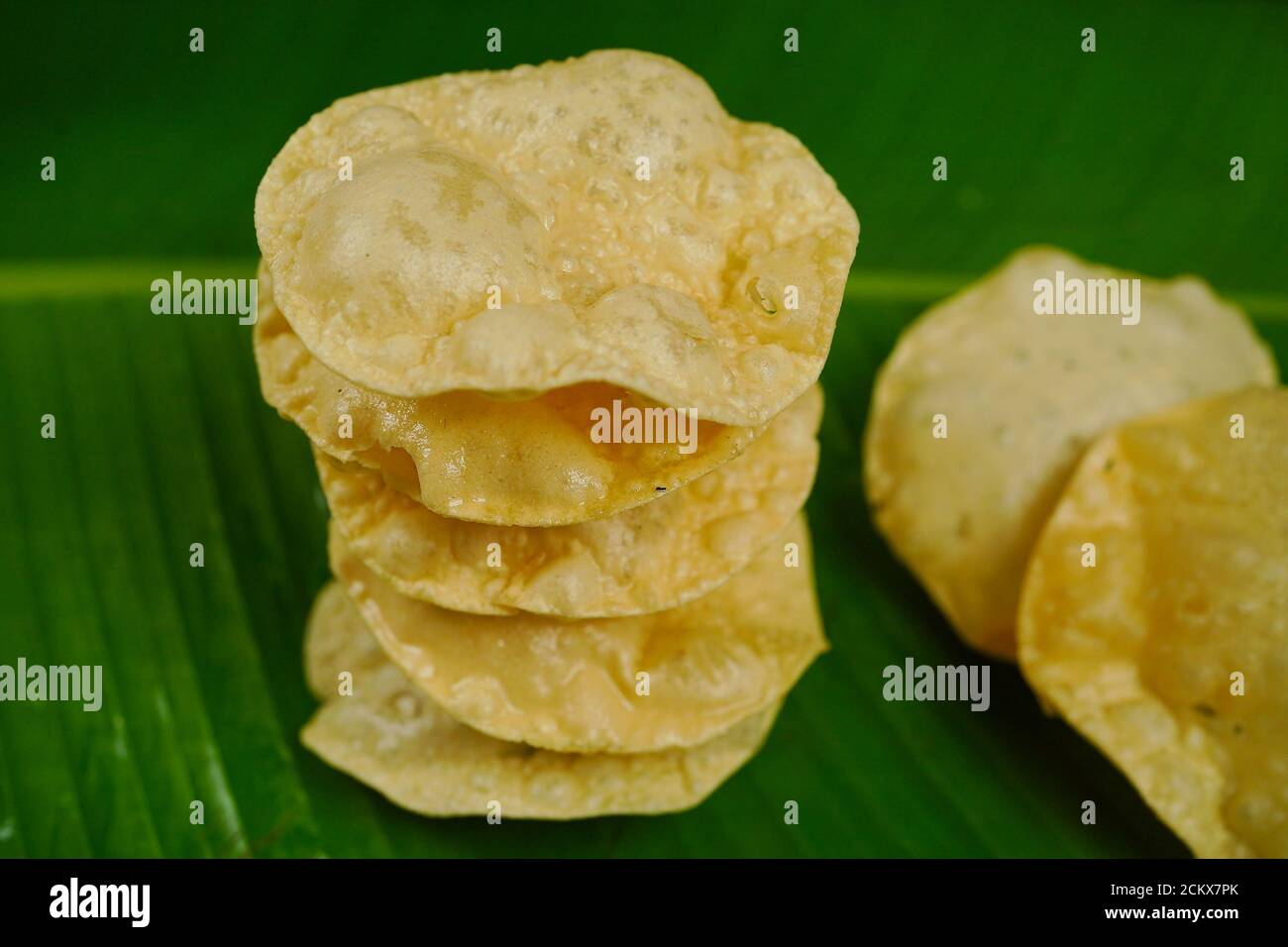 Pappadam hi-res stock photography and images - Alamy