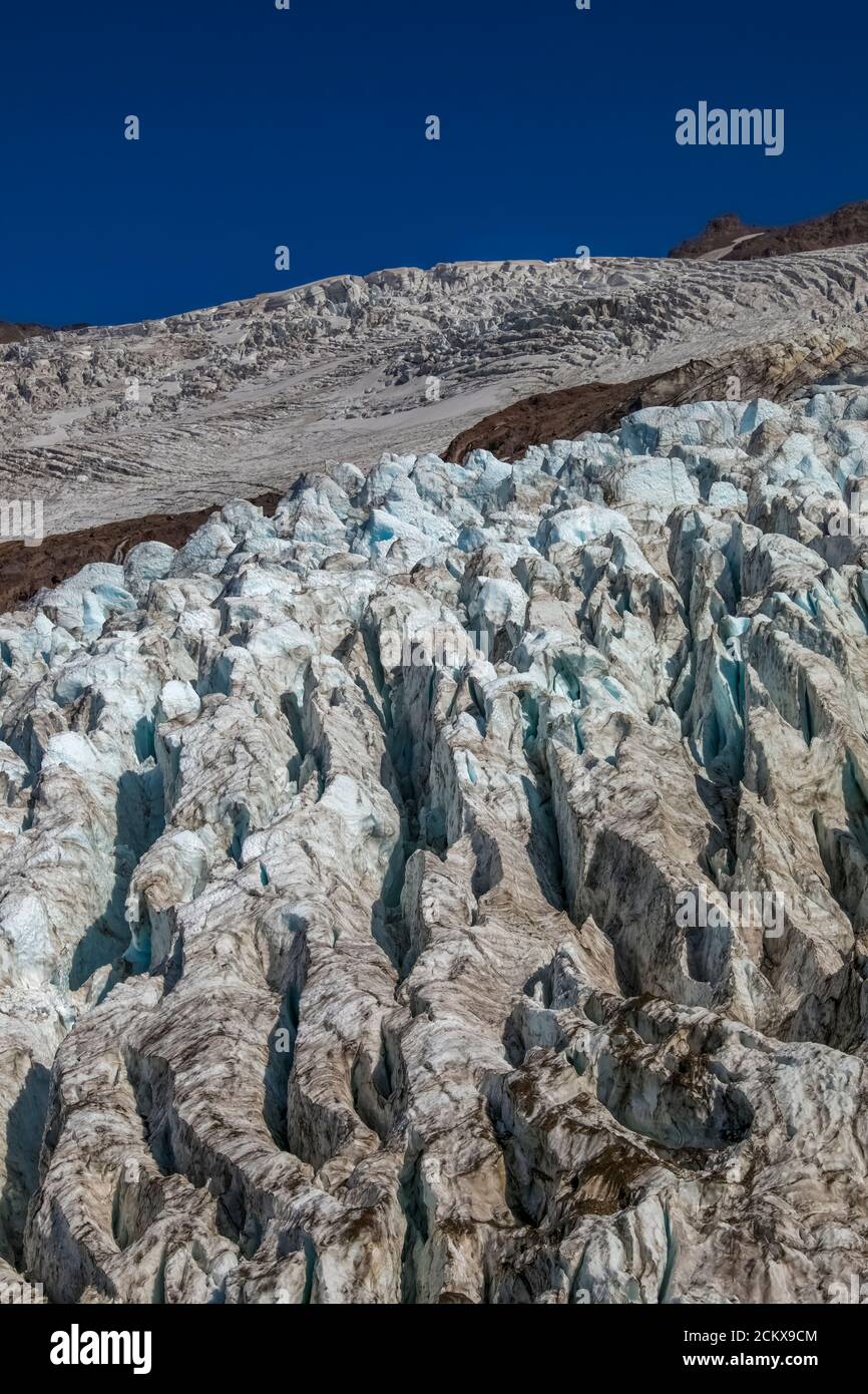 Dramatic Coleman Glacier sliding down from Mount Baker, with icefalls ...