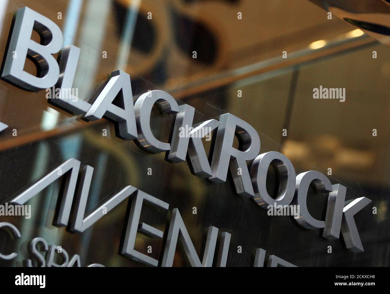 Blackrock logo hi-res stock photography and images - Alamy