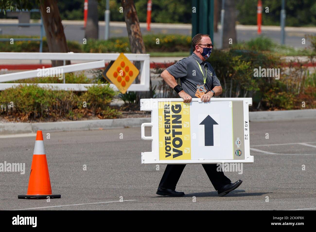 Honda center parking hi-res stock photography and images - Alamy