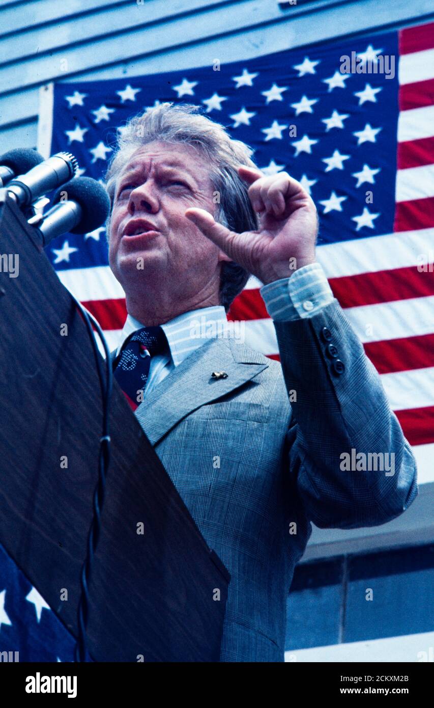 President Jimmy Carter campaigns on July 4, 1976 - the American ...